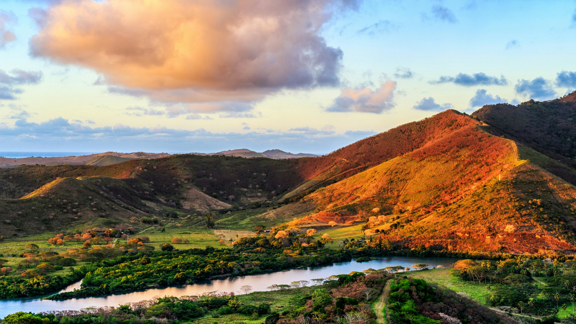 New Caledonia Holiday Packages, Travel Packages | Entire Travel Group