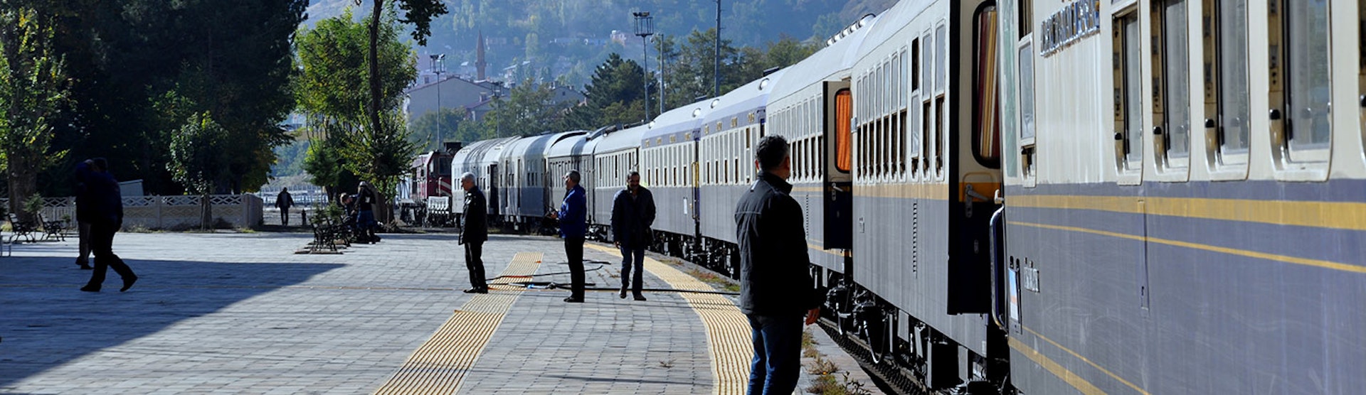 Golden Eagle Danube Express Train Tour | Entire Travel Group